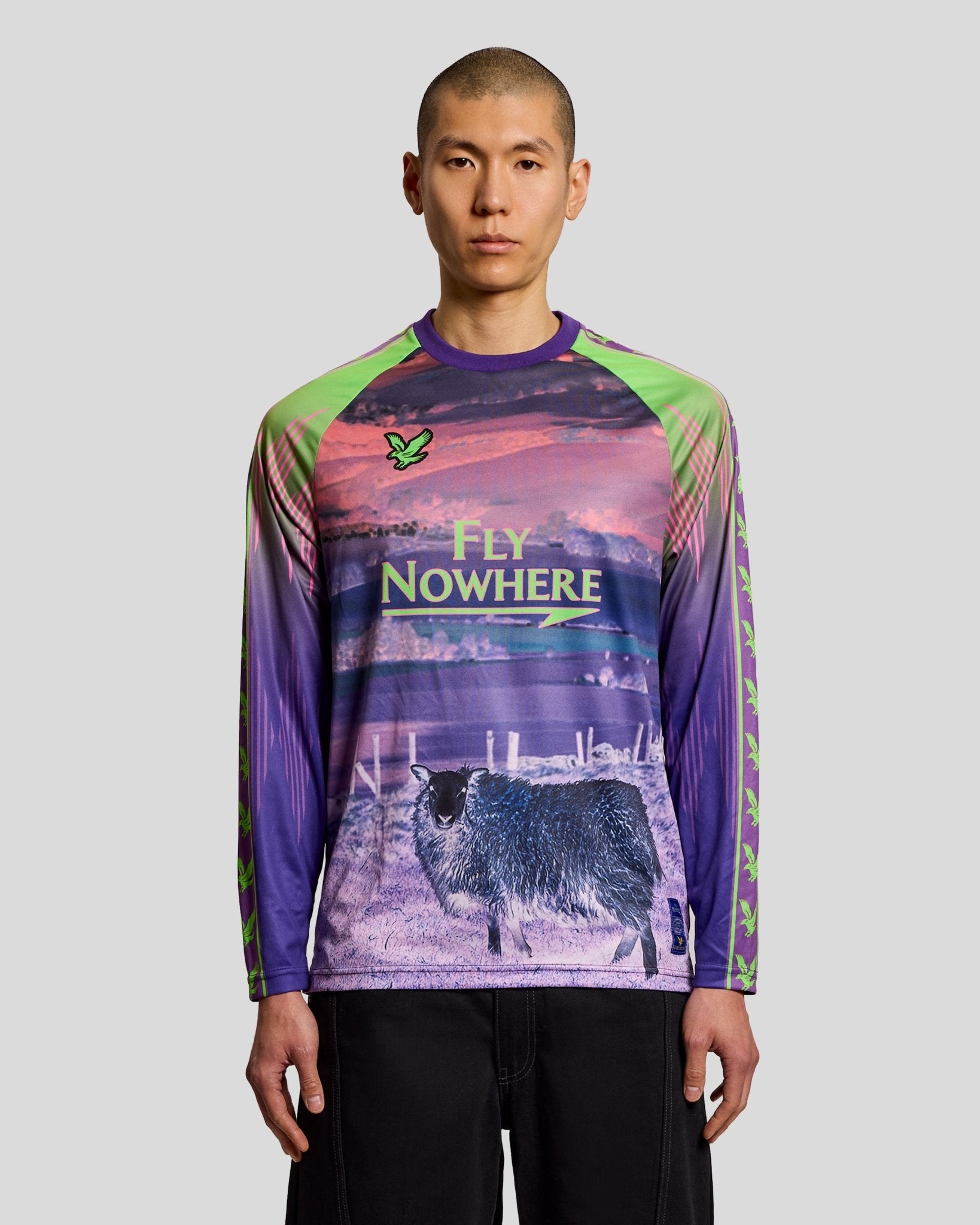 Lyle & Scott Men's Black Sheep Graphic Long Sleeve Football Jersey in ...